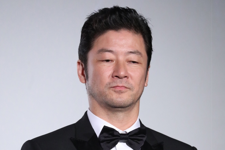 浅野忠信の兄、浅野久順はKUJUN名義で活躍する世界的アーティスト！幼少期にはいじめられていた弟を救っていた！？ | エンタメ口コミらぼ